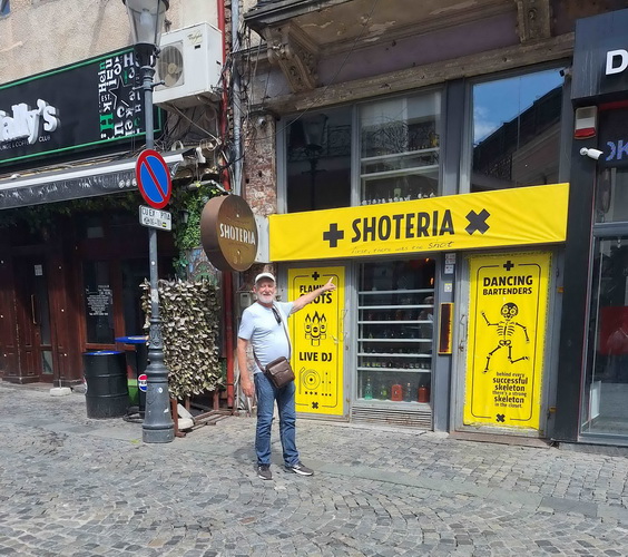 3 Shoterie - REVISTA BAABEL